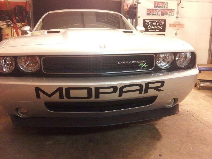 MOPAR WINDSHIELD DECAL CHOOSE COLOR AND SIZE – Vellosvinyl