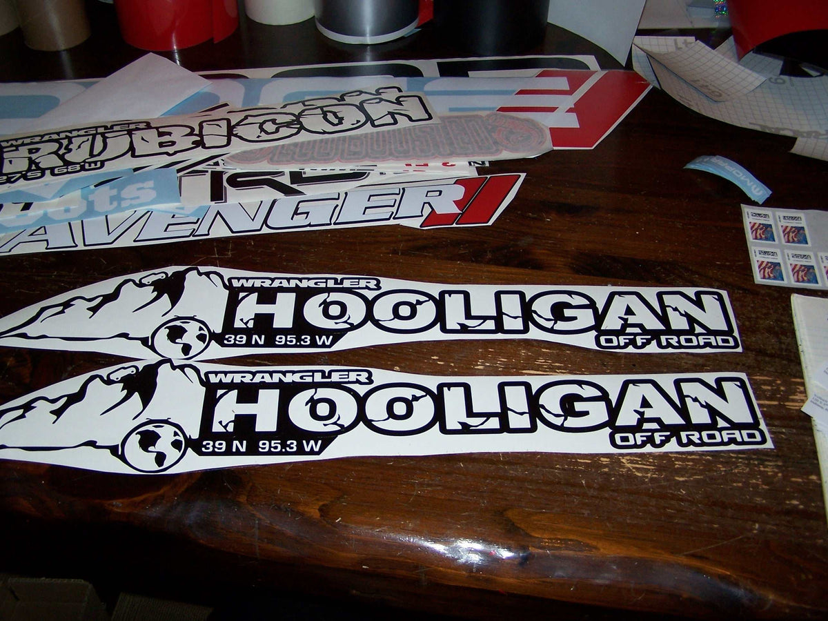 JEEP WRANGLER HOOLIGAN MOUNTAIN OFF ROAD HOOD DECAL SET – Vellosvinyl