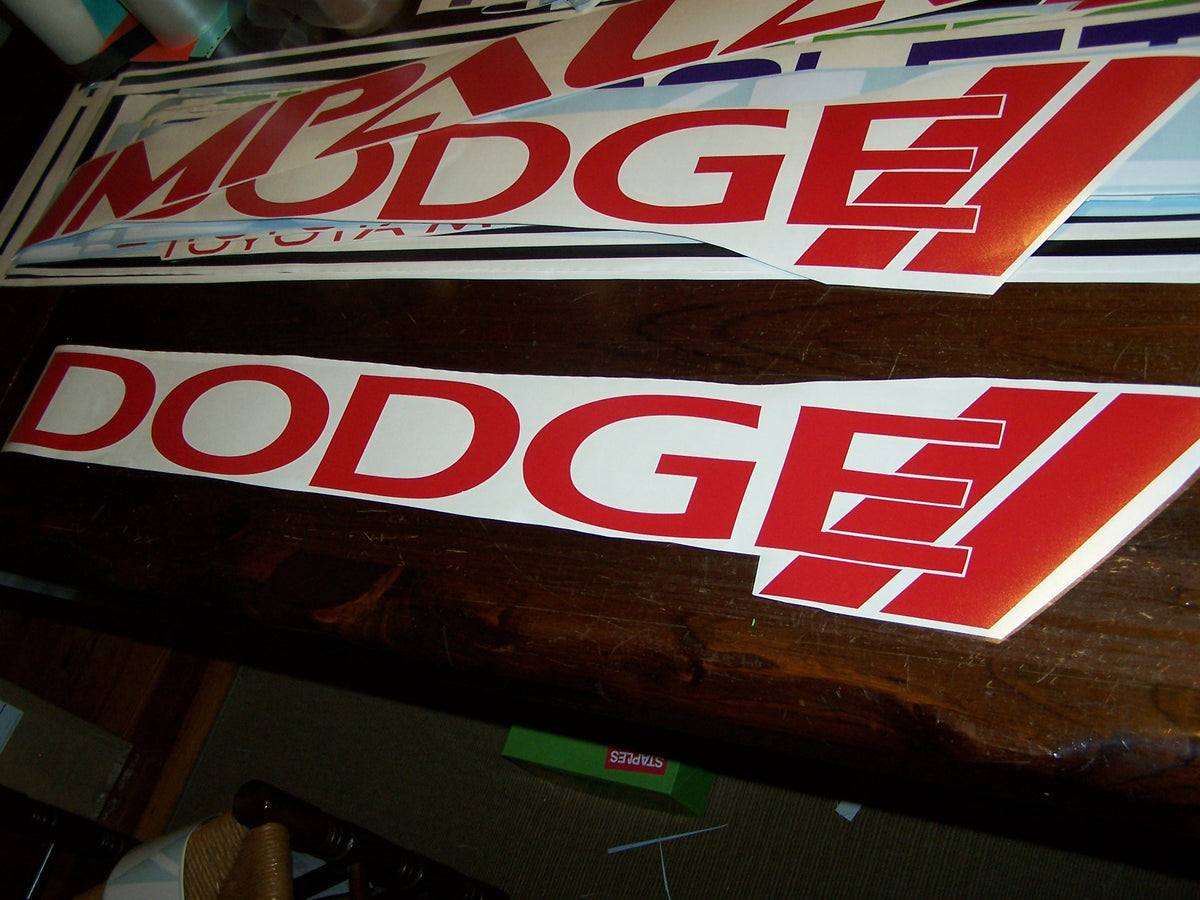 DODGE WINDSHIELD BANNER NEW LOGO CHOOSE COLORS & SIZE – Vellosvinyl