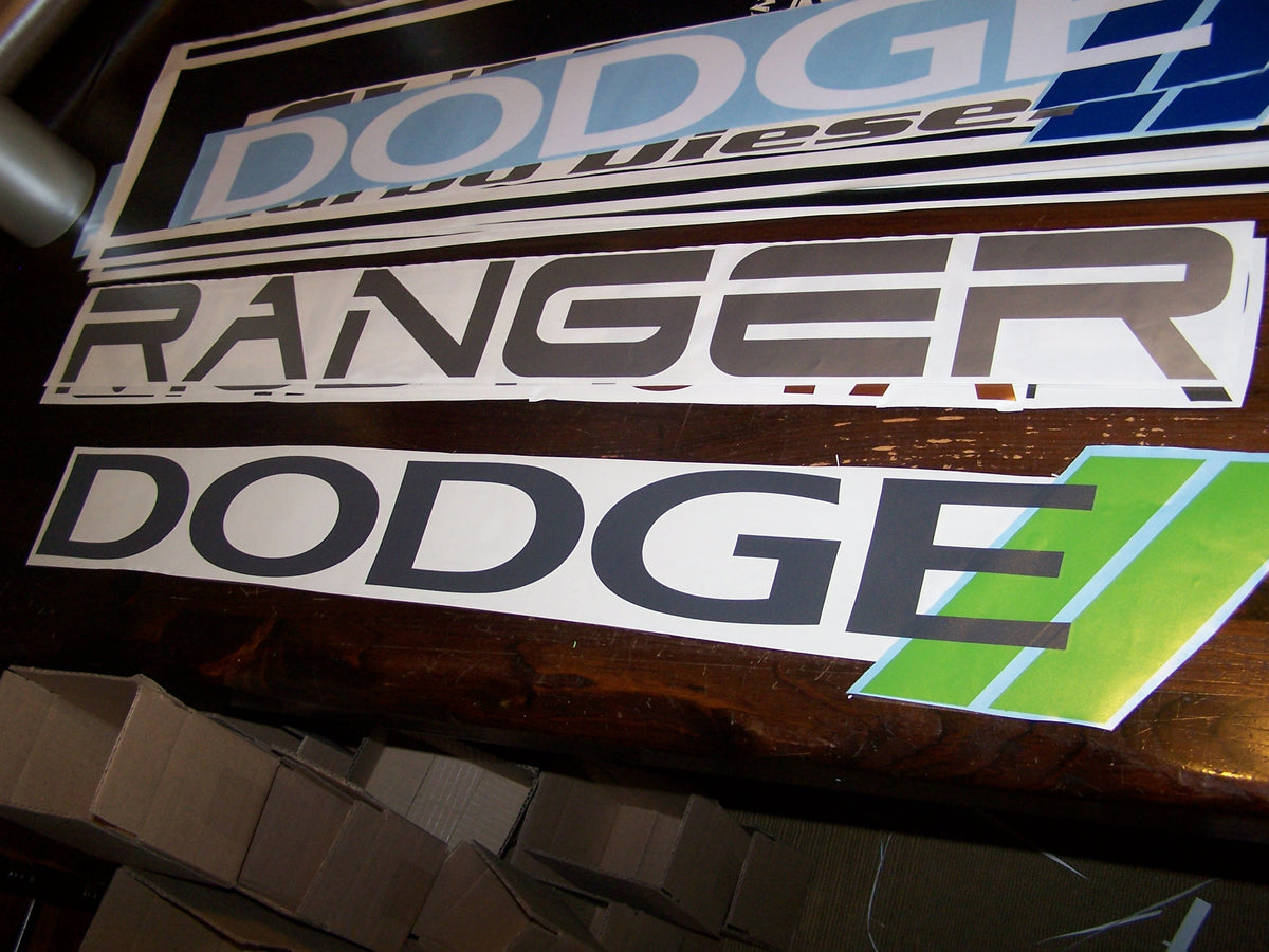 DODGE WINDSHIELD BANNER NEW LOGO CHOOSE COLORS & SIZE – Vellosvinyl